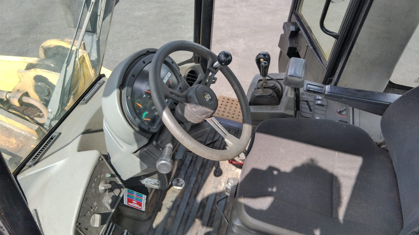 2008 938G CATERPILLAR - Alsakha Used Heavy Equipment & Spare Parts TR L.L.C